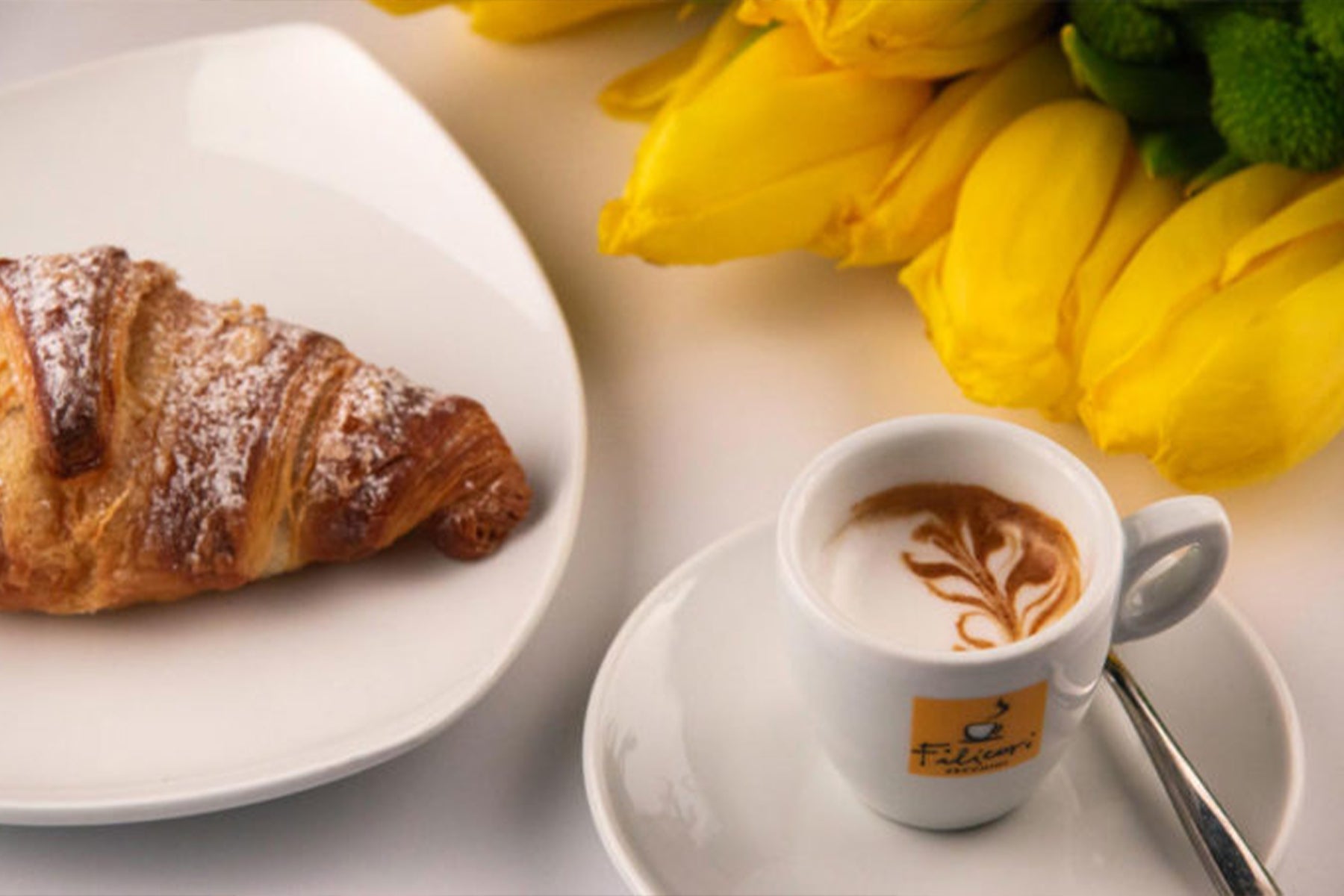 Come fare il caffè macchiato: trucchi e consigli dell’esperto ...